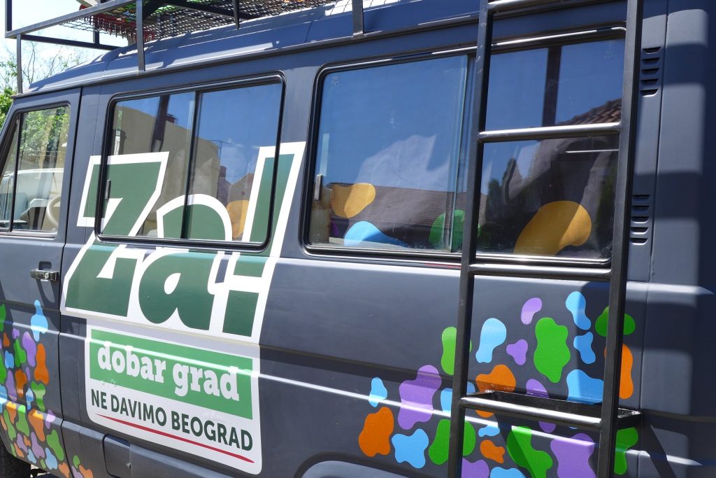 ZAstava Za! dobar grad na ulicama Beograda